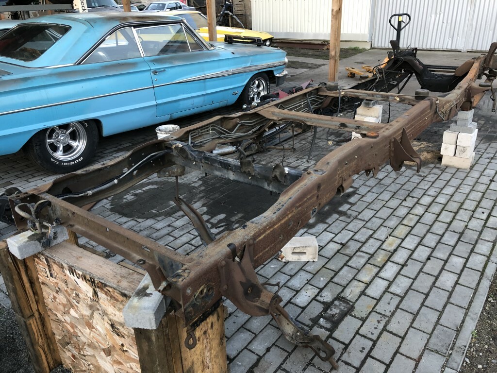 1980-1996 Ford F150 F250 F350 4x4 Rahmen Hauptrahmen Frame Leiterrahmen ...