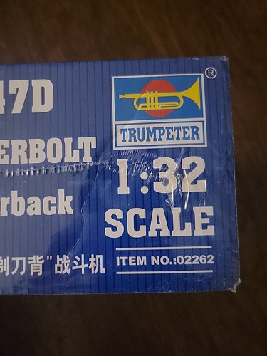TRUMPETER 02262 1/32 REPUBLIC P-47D THUNDERBOLT RAZORBACK KIT Brand New ...