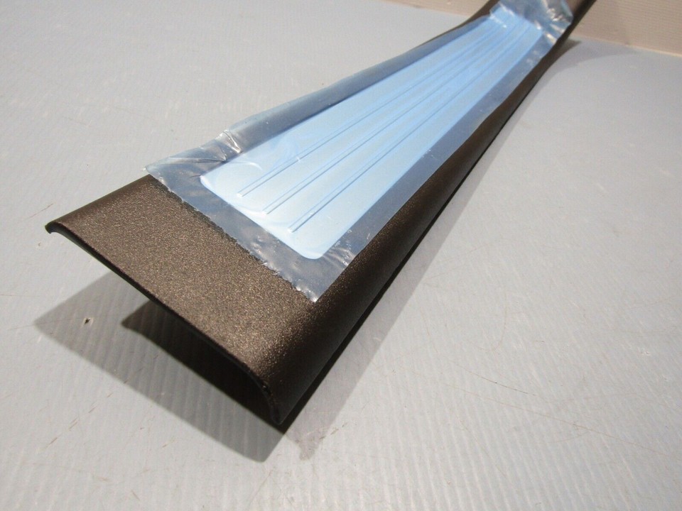 Mercedes GL X164 Rear Right Door Scuff Sill Plate Genuine A1646801435 ...