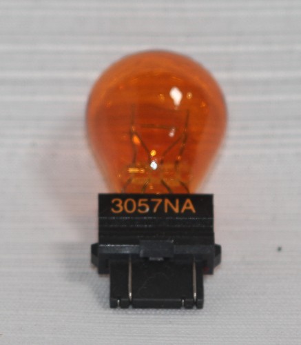 Eiko 3057NA S8 Double Filament Wedge 14V 10 Light Bulbs NEW | eBay