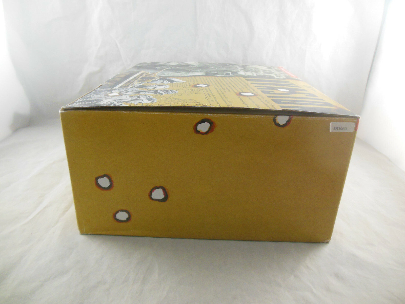 King & Country DD060 D Day 1944 Staghound British Armoured Car Mint 1: ...