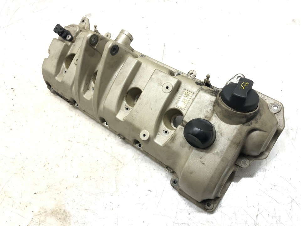 2011-2018 PORSCHE CAYENNE S 4.8L LEFT DRIVER ENGINE VALVE COVER OEM. | eBay