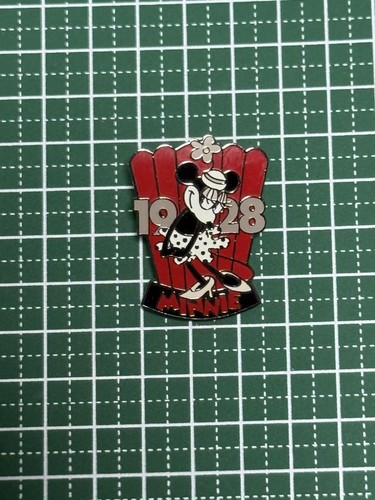 Disney Store Minnie Pin Badge Retro | eBay