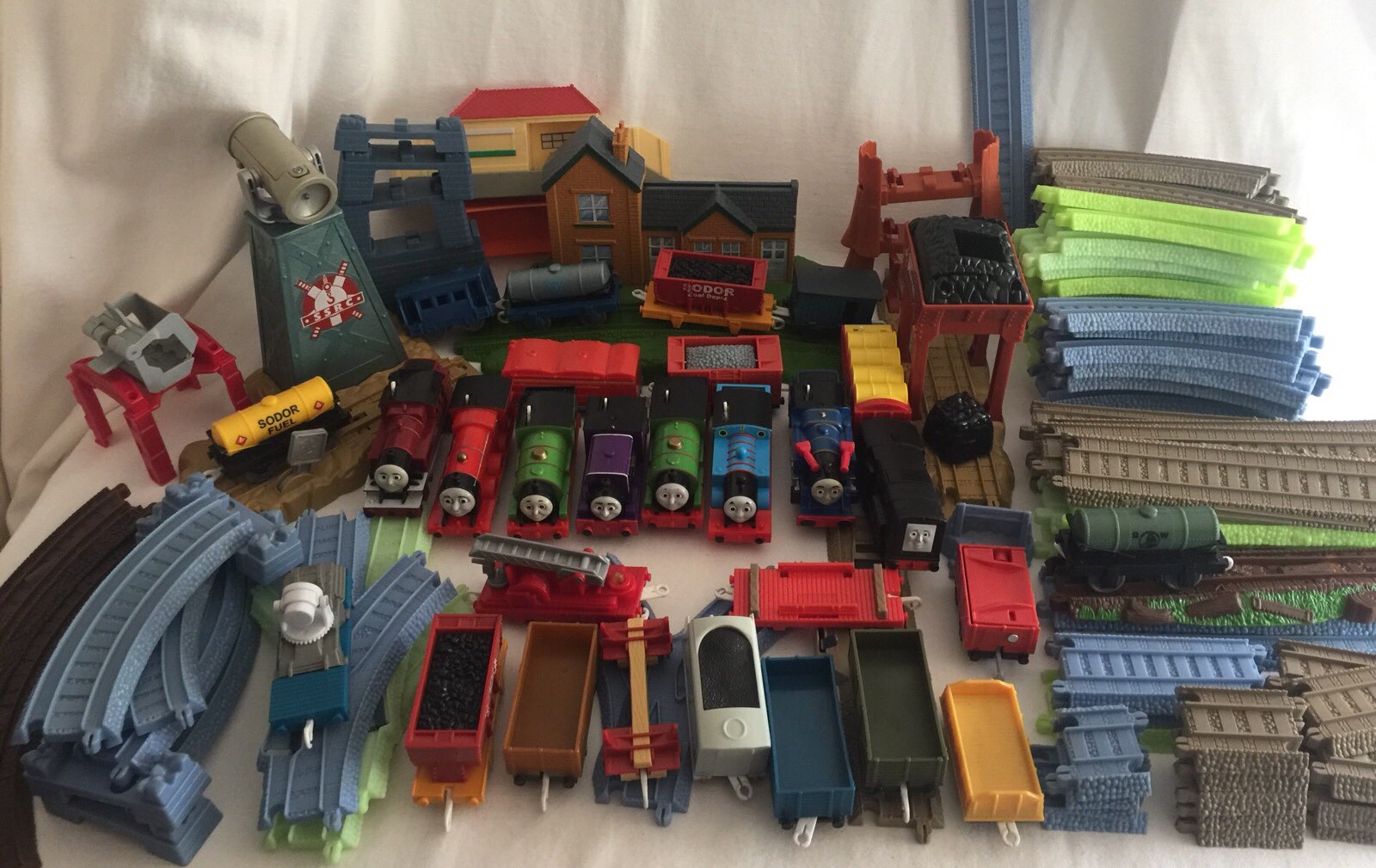 Thomas & Friends Trackmaster Train Talking Diesel 110 Pieces Huge Lot ...