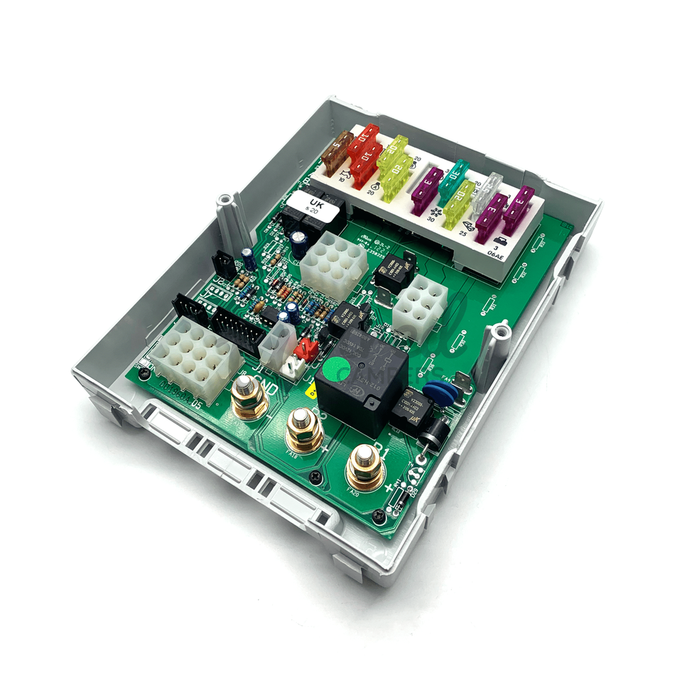 CBE Camper Van / Motorhome DS300 UK 12V Distribution Fuse Box ...