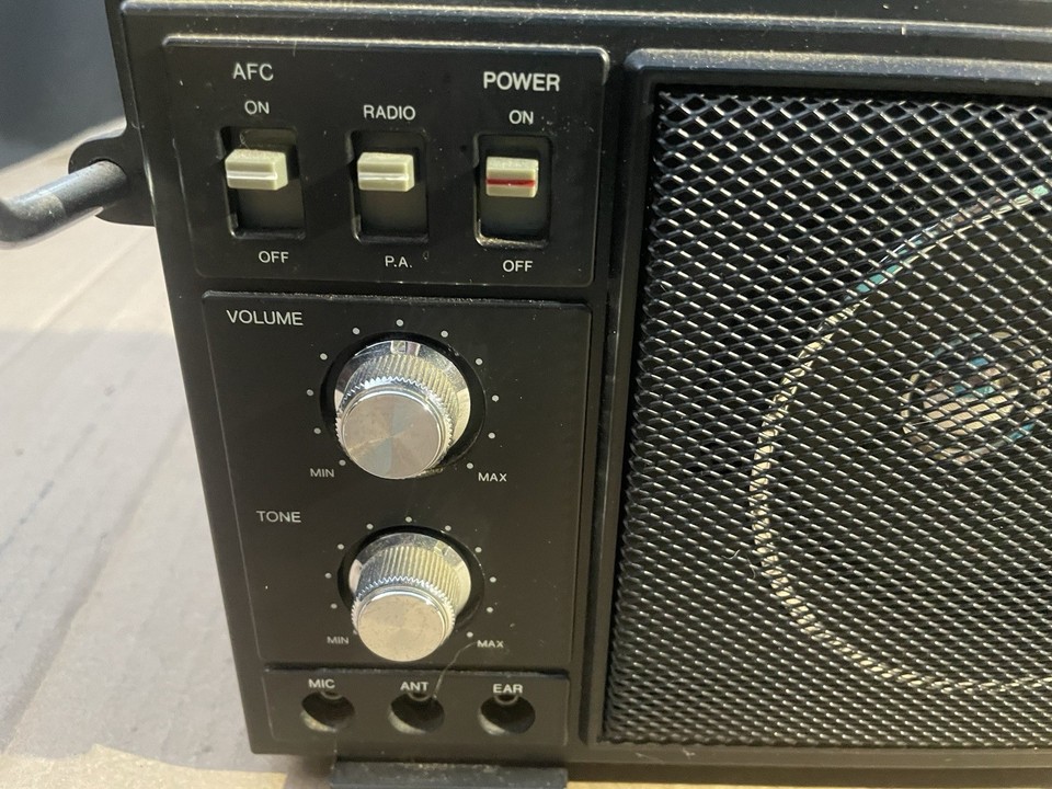 Radio Shack SW100 12-649 Multiband Receiver Shortwave AM/FM/VHF/Weather ...