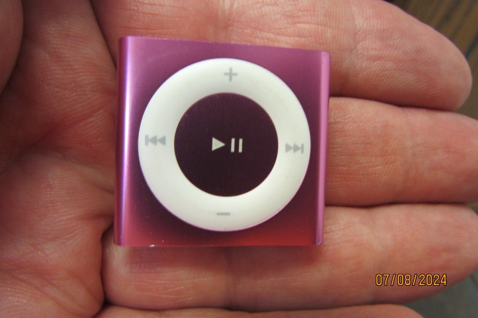 apple ipod shuffle pink mp3 player model A1373 | eBay