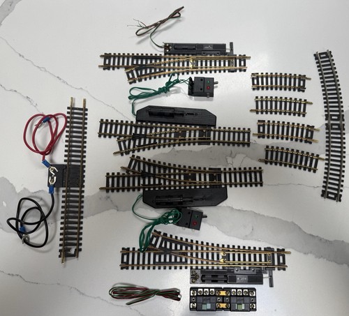 Vintage lot of 4 Switches 3 Remotes 1 Curve 4 Short Curves HO Scale ...