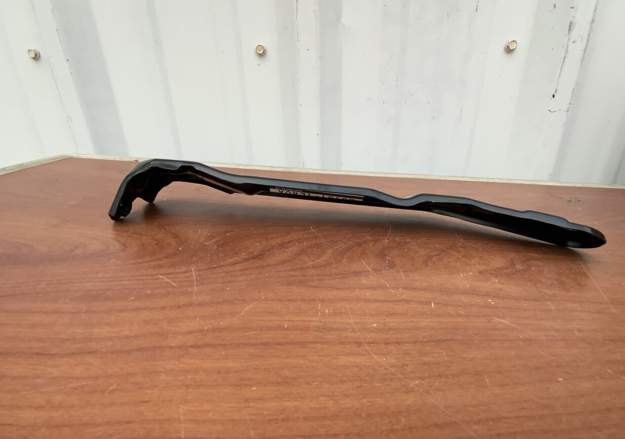 2017-2021 Nissan Armada Fender Front Bracket 631811LA0A New OEM | eBay