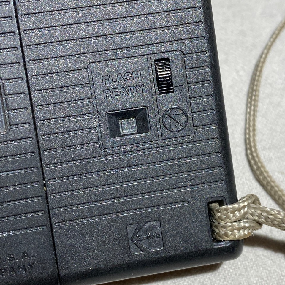 Vintage Kodak Tele Disc Camera Working Black VR/HR/Gold Flat Disk ...