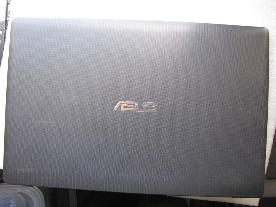 Asus X552EP (-SX015H) housing top part (rear lid + bezel) (P/N ...