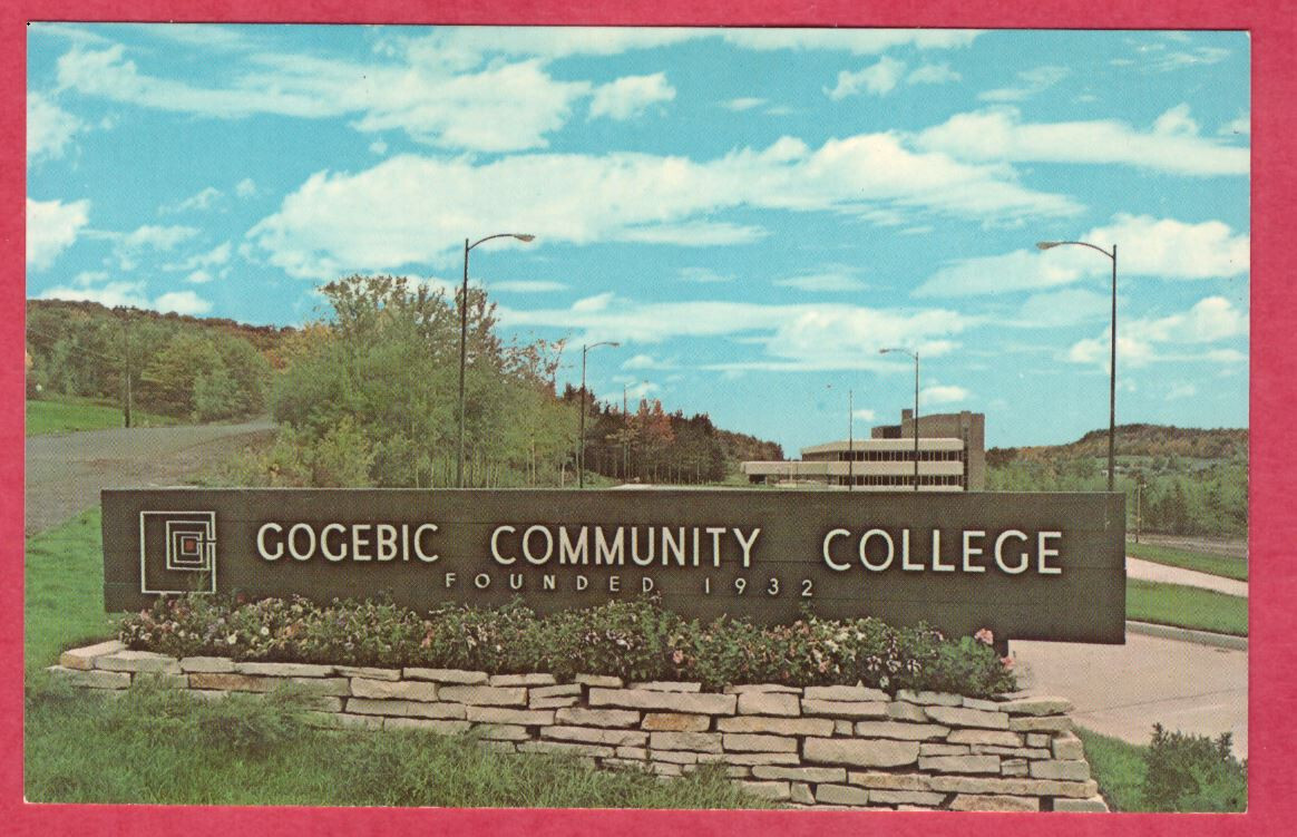 Ironwood Michigan Gogebic County Community College Sign PC GCC ~1971-74 ...