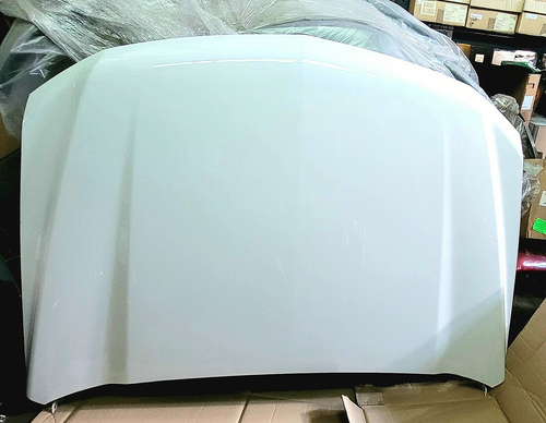 2015 - 2020 Chevy Tahoe/Suburban Hood (OEM) SUMMIT WHITE # 22756628/ ...
