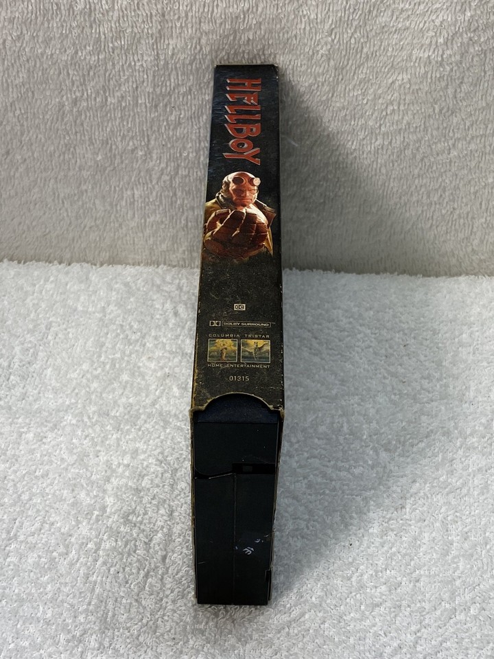 Hellboy (VHS, 2004). Ron Perlman 43396013155 | eBay