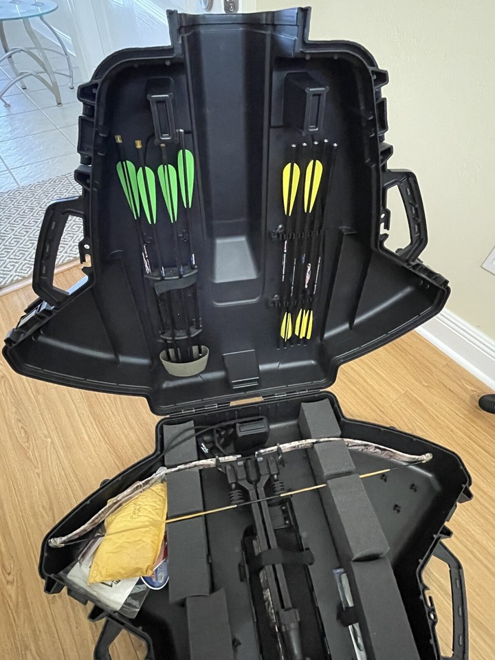 excalibur axiom crossbow Mossy Oak 305 FPS with storage case and arrow ...