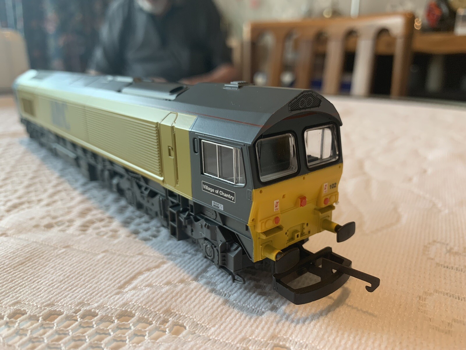 Lima 00 Gauge Arc Class 59 Coco Diesel Locomotive 59102 Village of ...