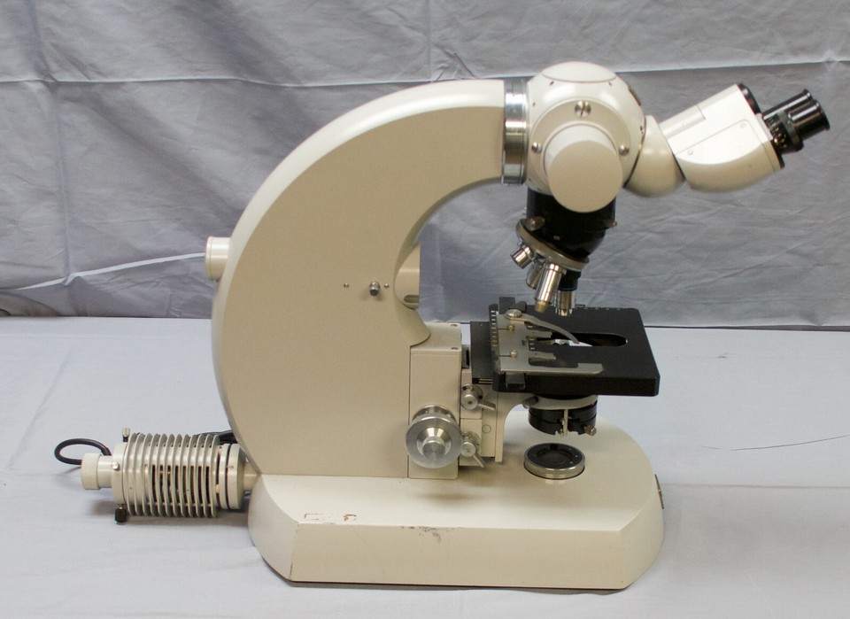 Zeiss Universal Microscope W/ Objectives (R10) | eBay