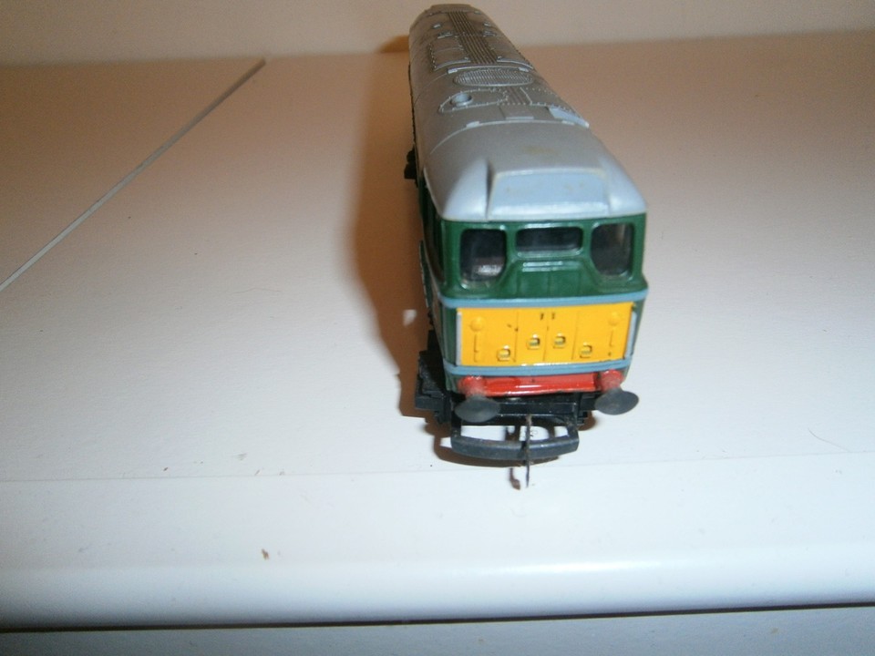 TRIANG HORNBY R357 GREENN DIESEL LOCO OO GAUGE | eBay UK