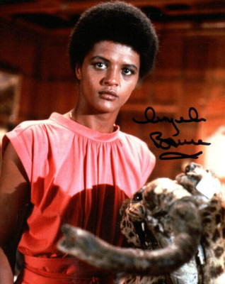 Television Autograph: ANGELA BRUCE (Hammer House of Horror) Signed ...