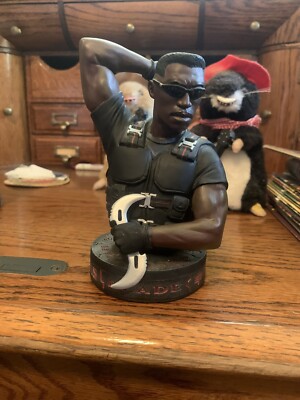 Blade 2 resin bust 1998 Dynamic Forces | eBay