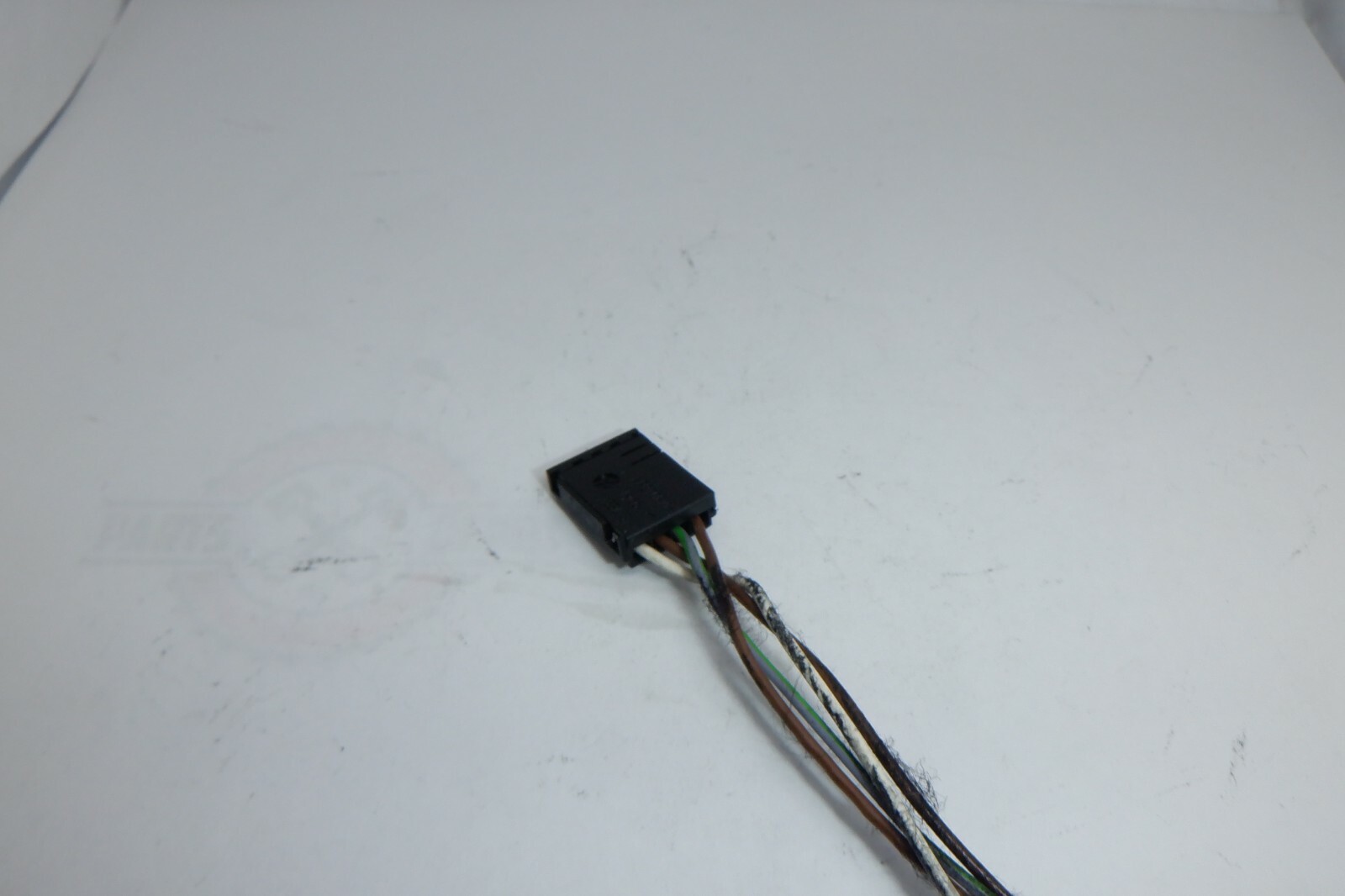 AUDI 2004 A8 FLAT CONTACT HOUSING LOCKING SOCKET CONNECTOR 4 PIN 8E0 ...