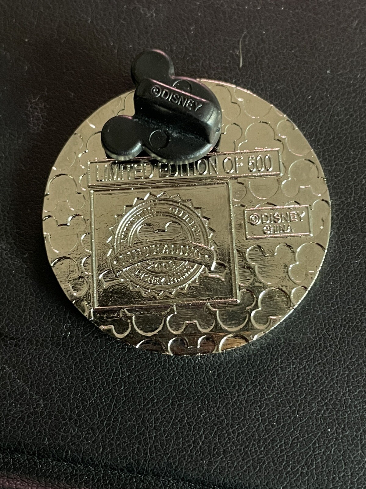 Disney Pin Medallion Goofy Limited Edition To 500 By Walt Disney World ...