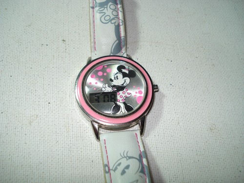 RARE MICKEY MINNIE MOUSE ENAMEL CHRONOGRAPH BEZEL DISNEY ACCUTIME WATCH ...