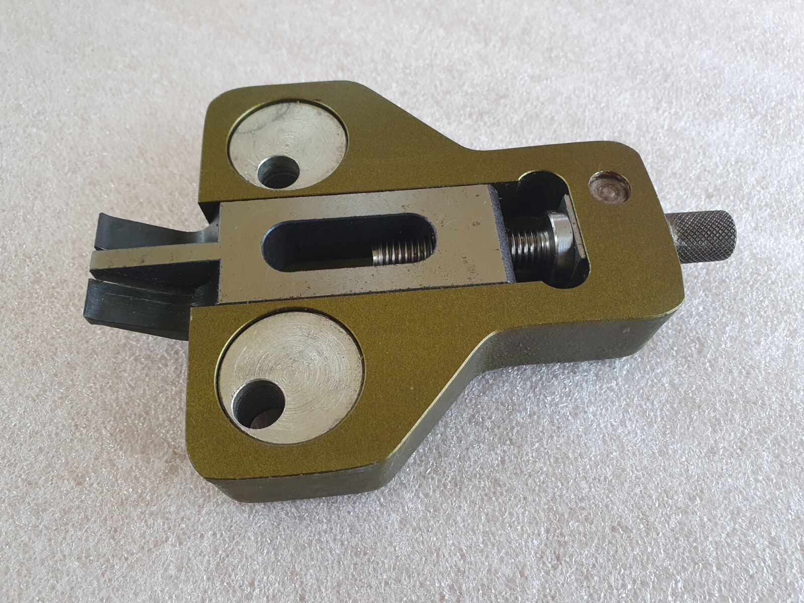 Two Mitee-Bite Kopal Table Mounted Driving Clamp (Rare) with Table ...