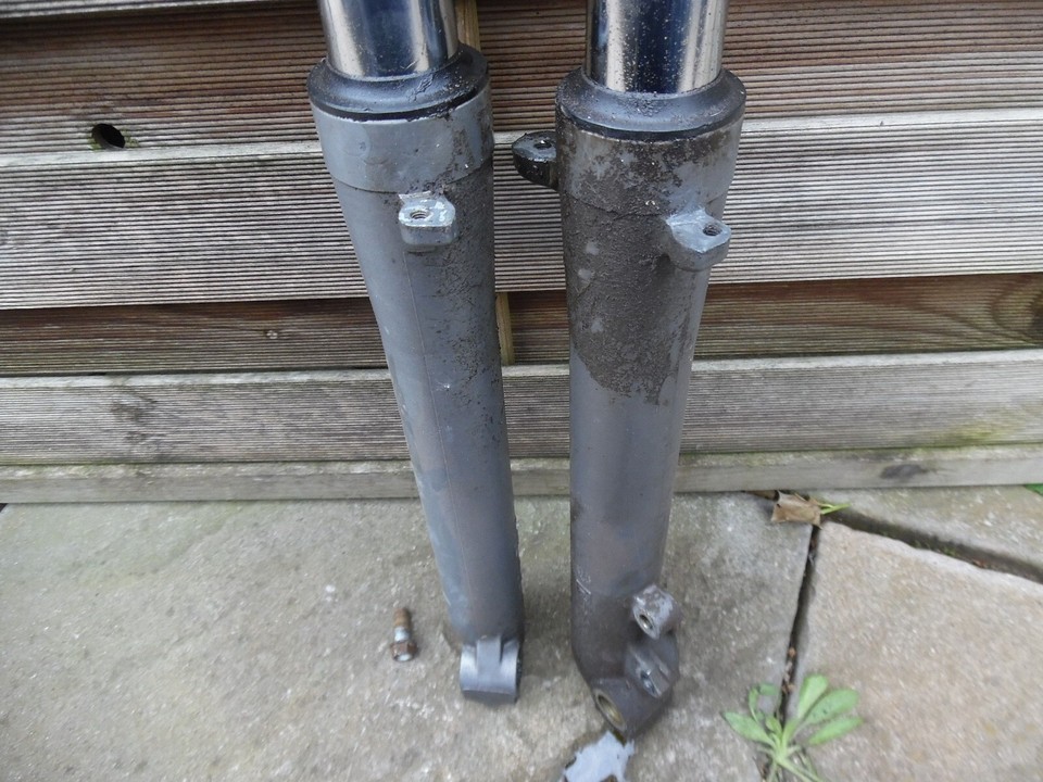 FANTIC 249R TIRALS FRONT FORKS - SPARES BASIS - FANTIC 249 R ENDURO ...