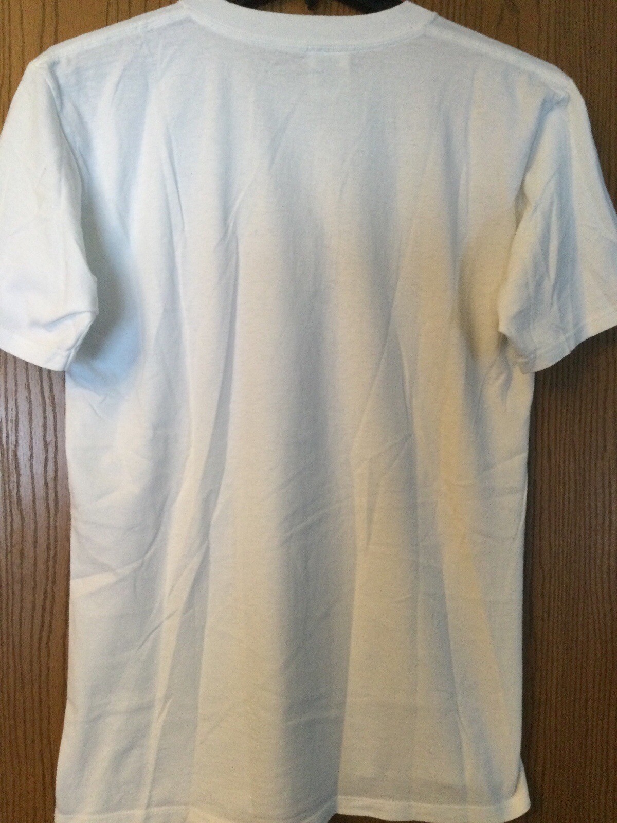 Elvis Presley - “Elvis Presley’s Memphis” -White - L-… - Gem