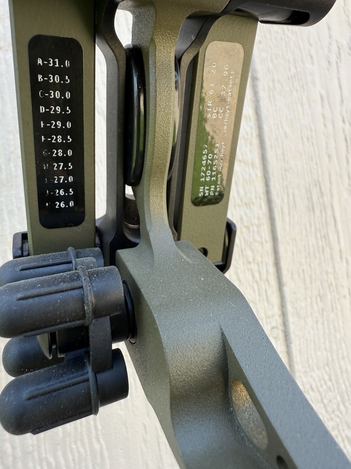 Hoyt VT 34 Compound Bow RH 26-31” Draw 60-70lb Draw Weight | eBay