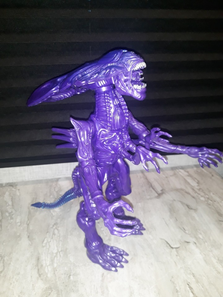 Lanard Alien Collection Alien Queen Figure 12” Xenomorph Purple Walmart ...