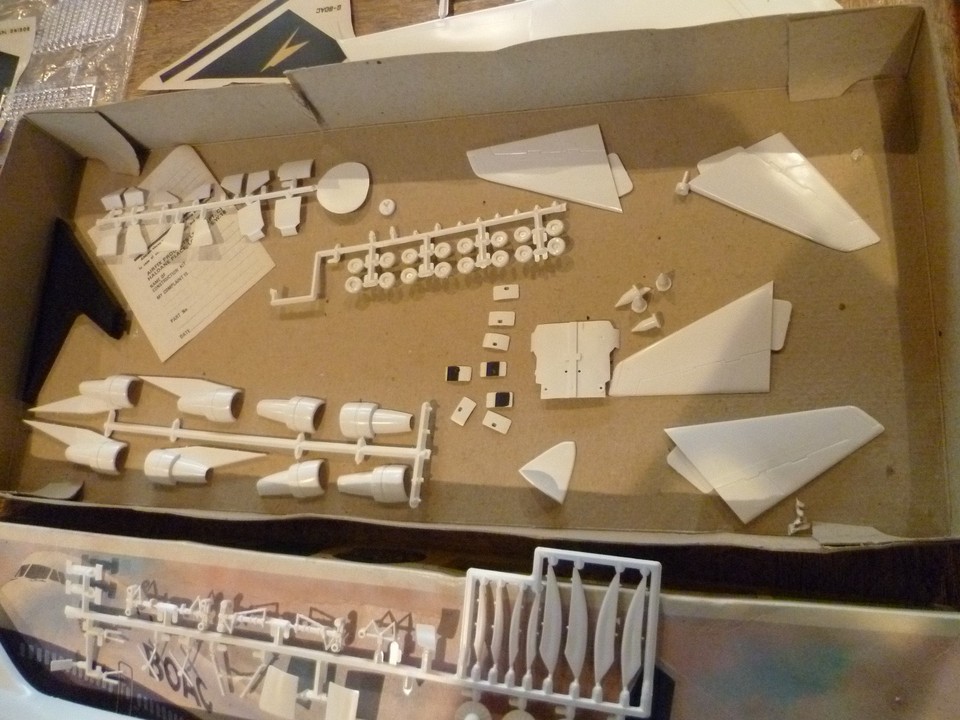 Airfix BOAC Boeing 747 Jumbo Jet in 1/144th scale model kit | eBay