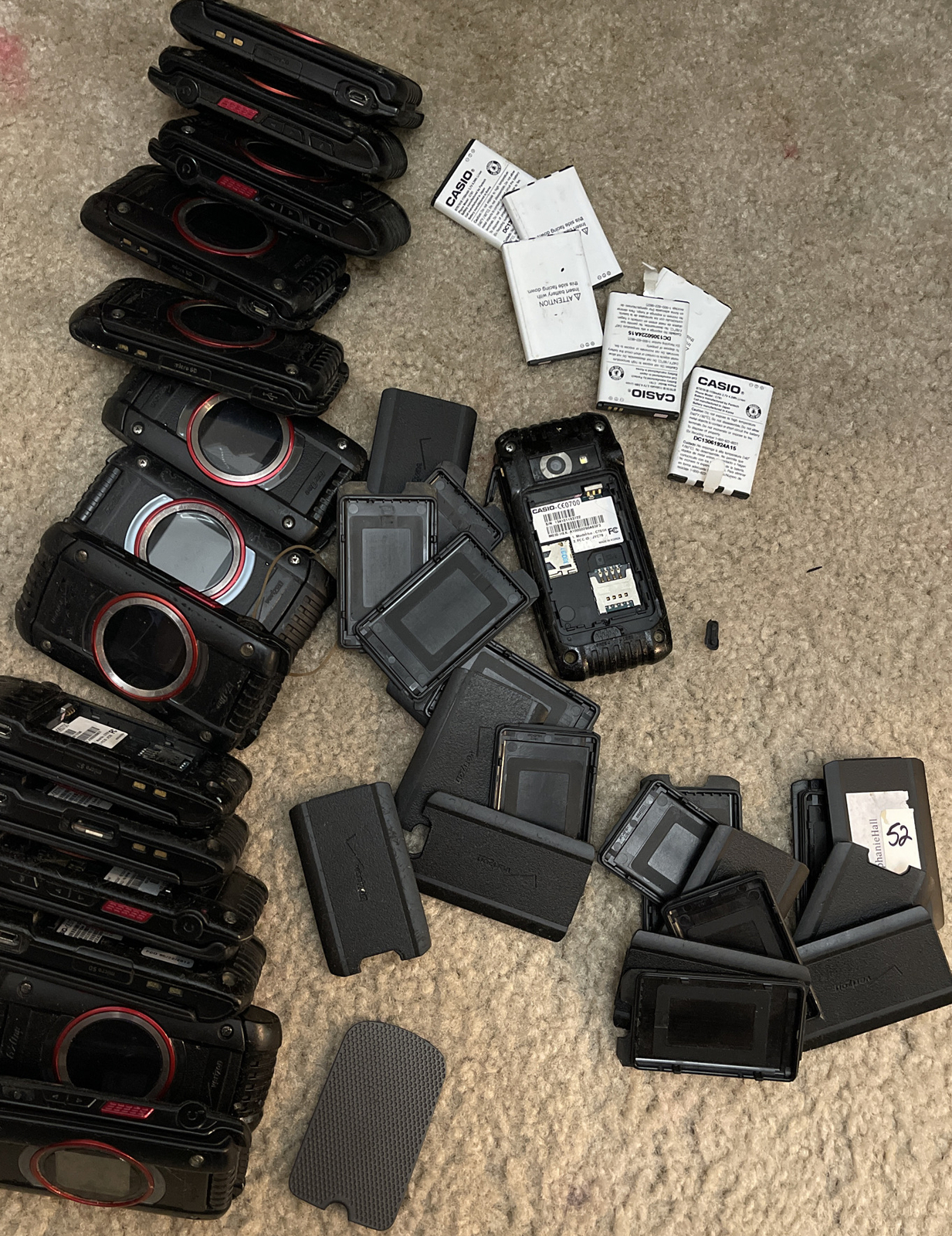 LOT OF 14 Casio Ravine Flip Cell Phones C781 and back doors ,read ...