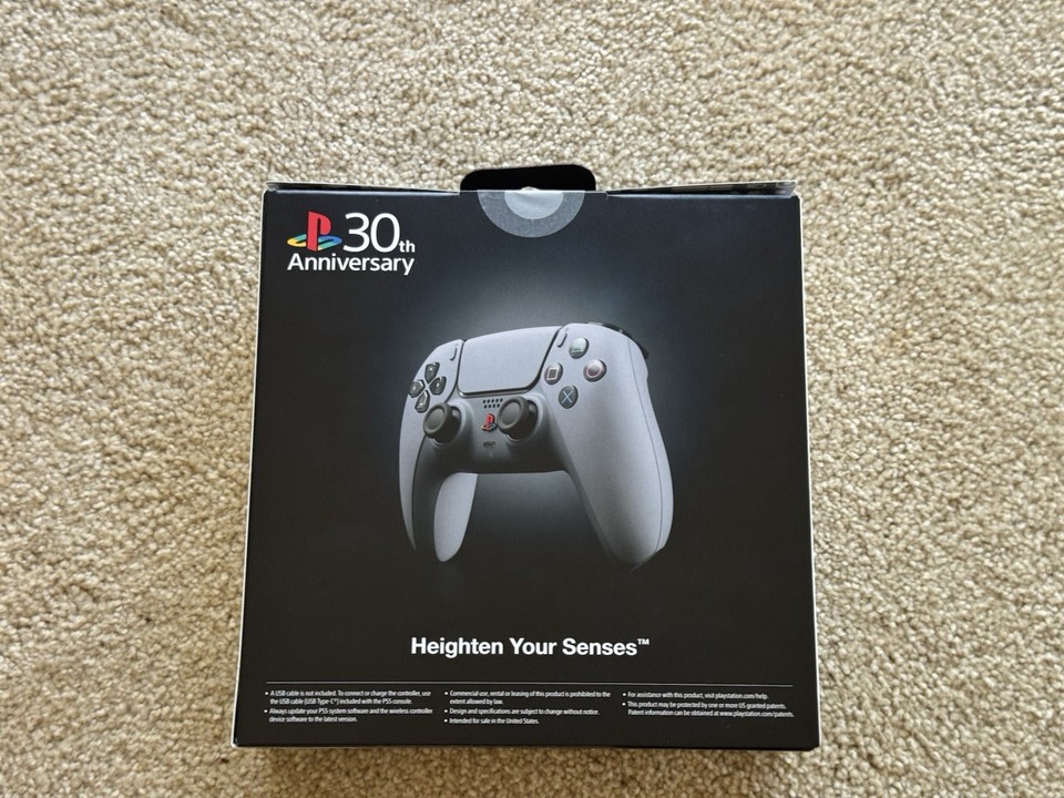 PlayStation PS5 DualSense Edge 30th Anniversary Limited Edition ...