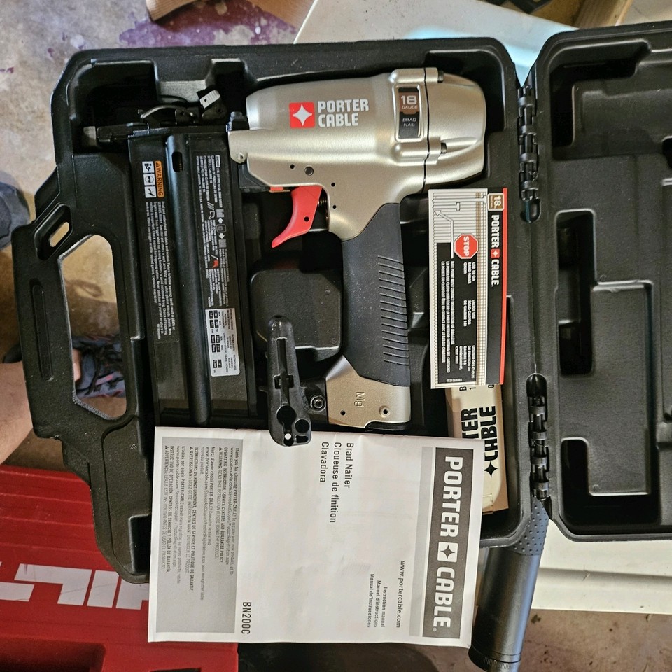 ** NEW ** Porter Cable Brad Nailer + Hard Case Model BN200C Never Used ...