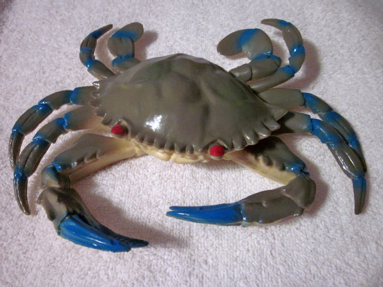 VERY REALISTIC LOOK, SIZE, & FEEL "BLUE CRAB" PROP REPLICA CRUSTACEAN ...
