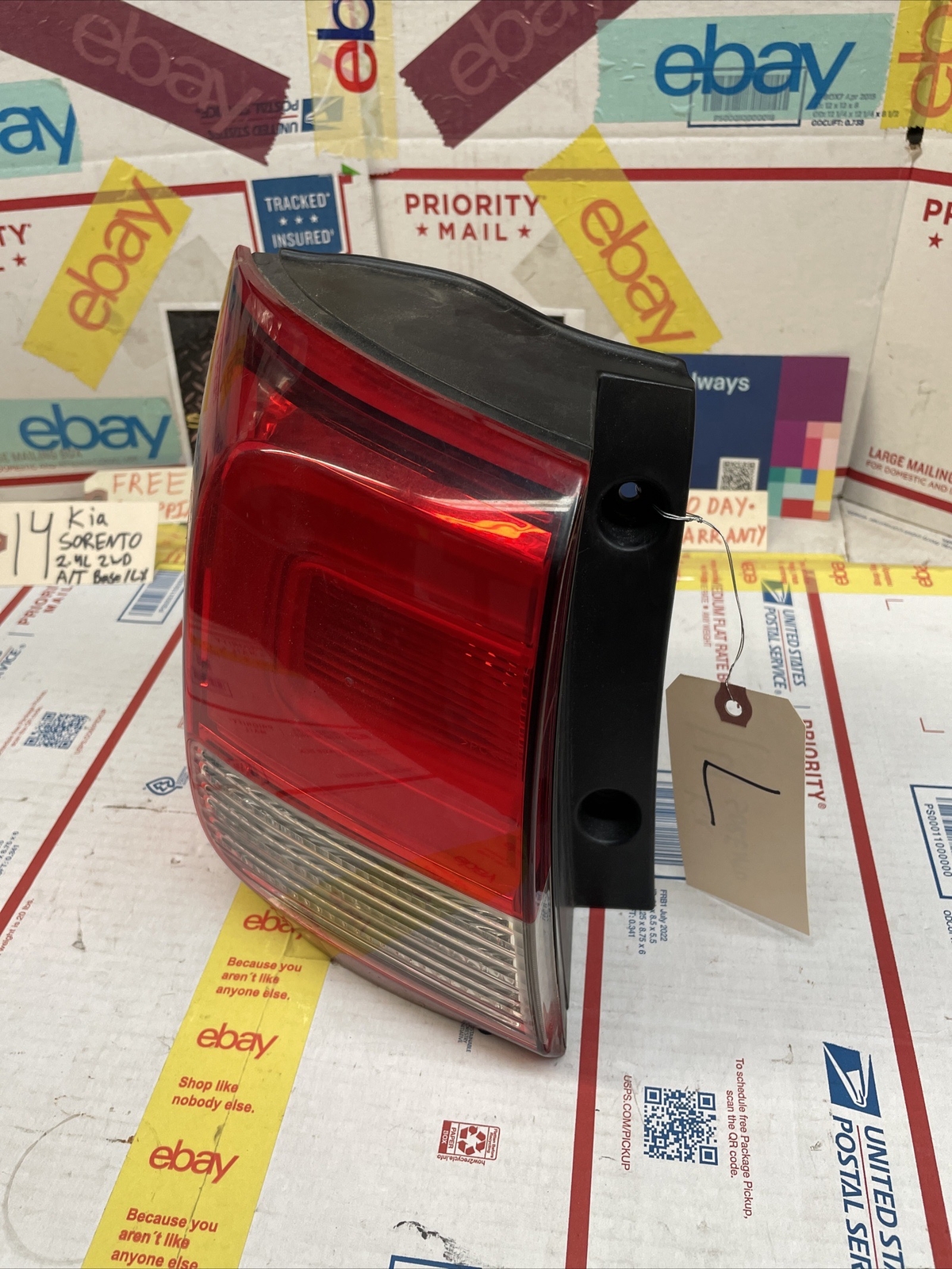 14-15 KIA SORENTO DRIVER LEFT TAIL LIGHT TAILLIGHT LAMP oem # 92401 ...