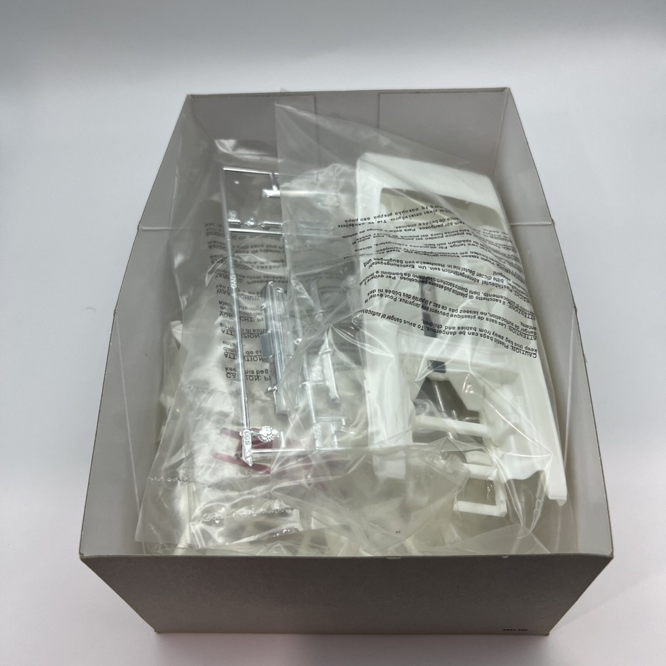 AMT ‘70 Dodge Challenger R/T Vanishing Point 1/25 Model Kit Open Box | eBay