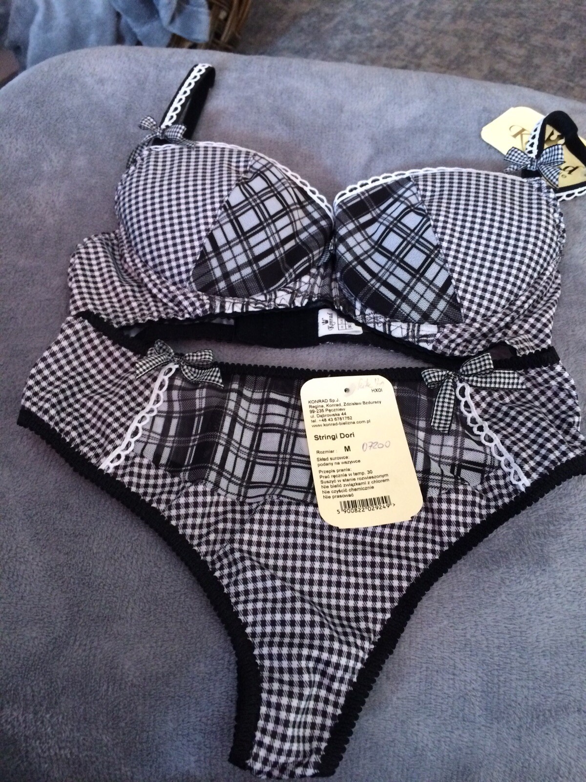 Konrad BH Set Schwarz/Weiß Bügel Push up BH 75 B String M (4) | eBay