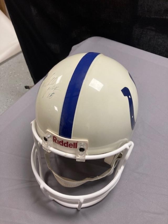 Indianapolis Colts authentic game helmet Riddell signed by Marshall ...