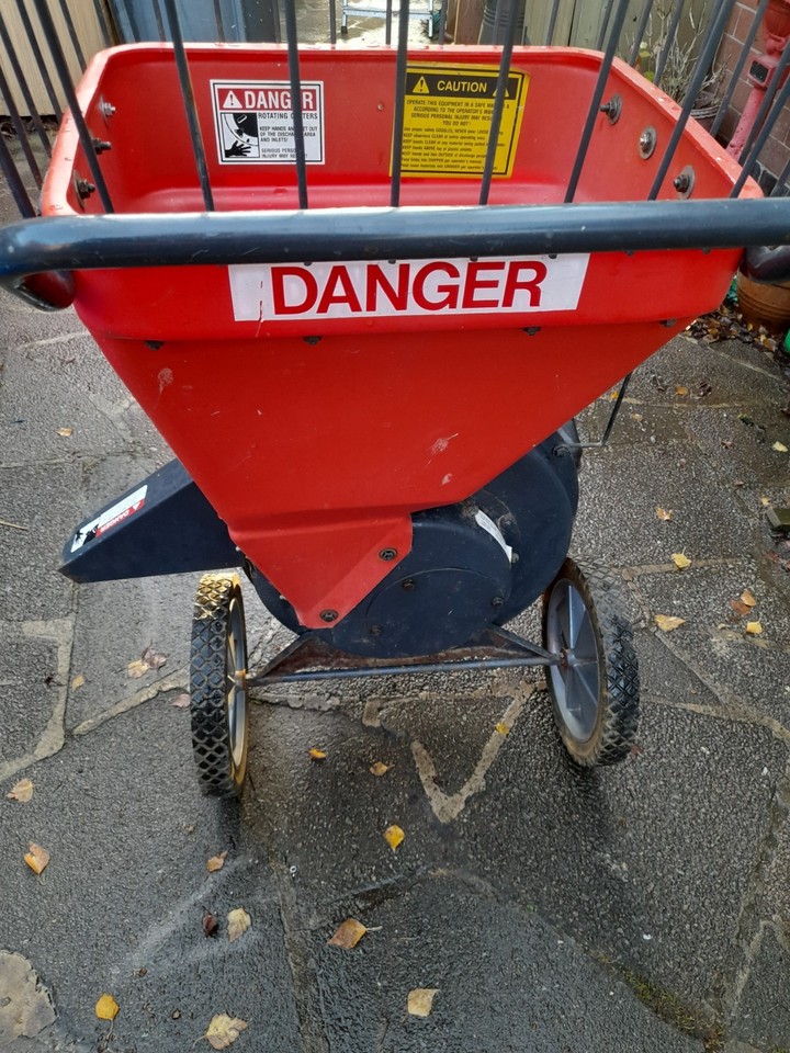 Simplicity Chipper Shredder 5hp Briggs & Stratton Good Starter And ...