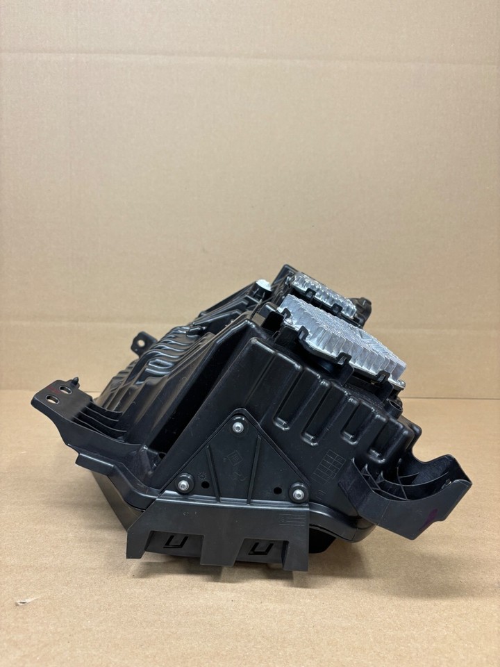 GENUINE OEM 2024 Chevy Silverado 2500 3500 Full LED Headlight RH ...