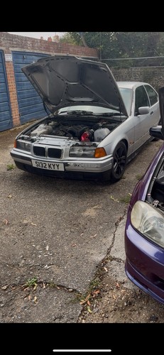 BMW Drift Car Track Car 2.5 Manual Swap e36 Compact Mot Ready Welded ...