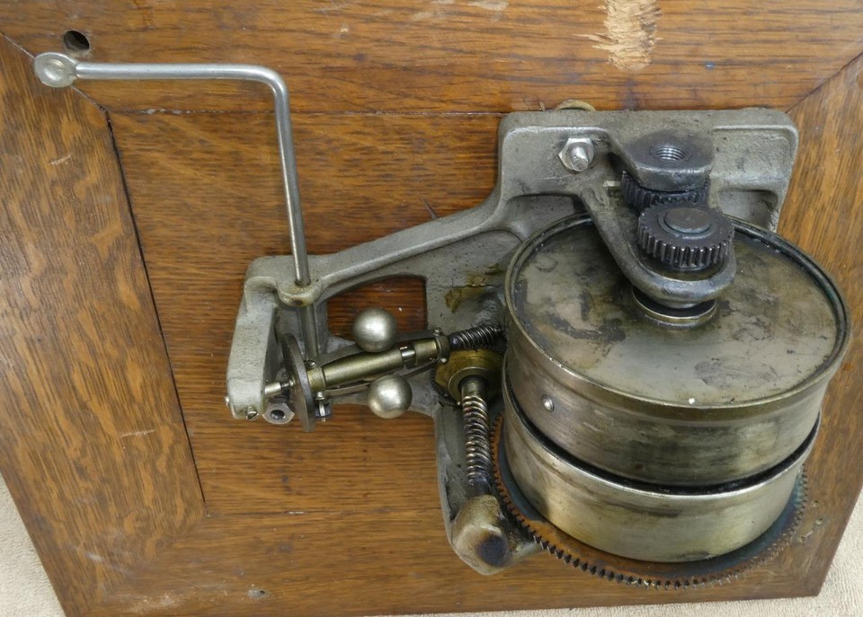 VICTOR VICTROLA VV-VI TABLETOP PHONOGRAPH MOTOR RESTORE or PARTS or ...