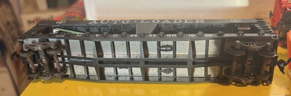 HO Scale Auto Rack Lot Of (5) Ho Scale Cars Included | eBay