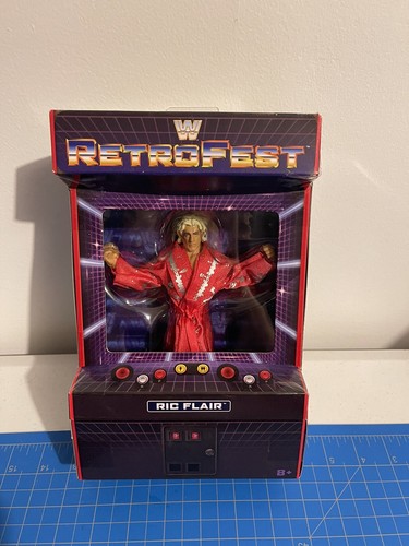 WWE Mattel Elite Gamestop Exclusive Retrofest Ric Flair Red Robe Figure ...