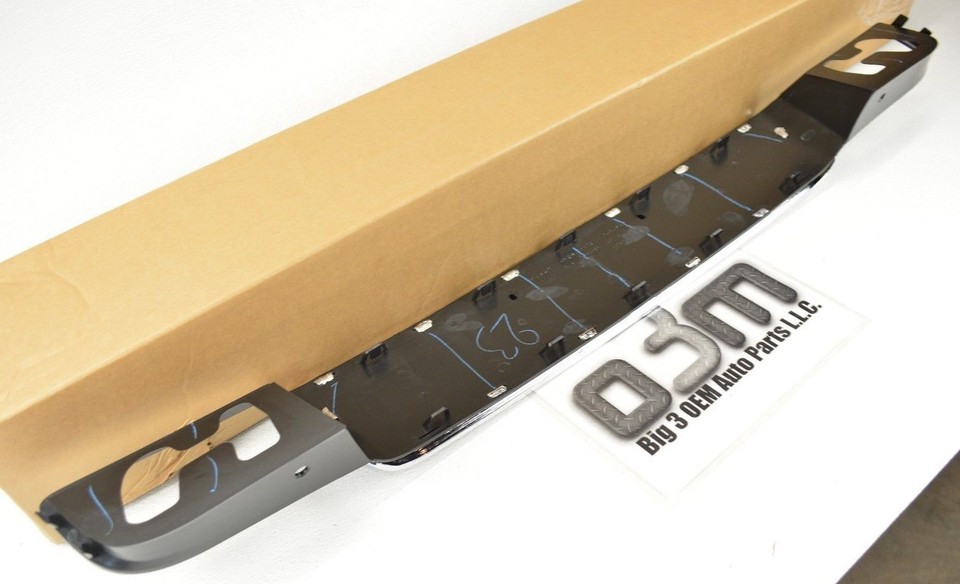 2007-2014 GMC Yukon Yukon XL Front Lower Radiator Chrome Grille new OEM ...