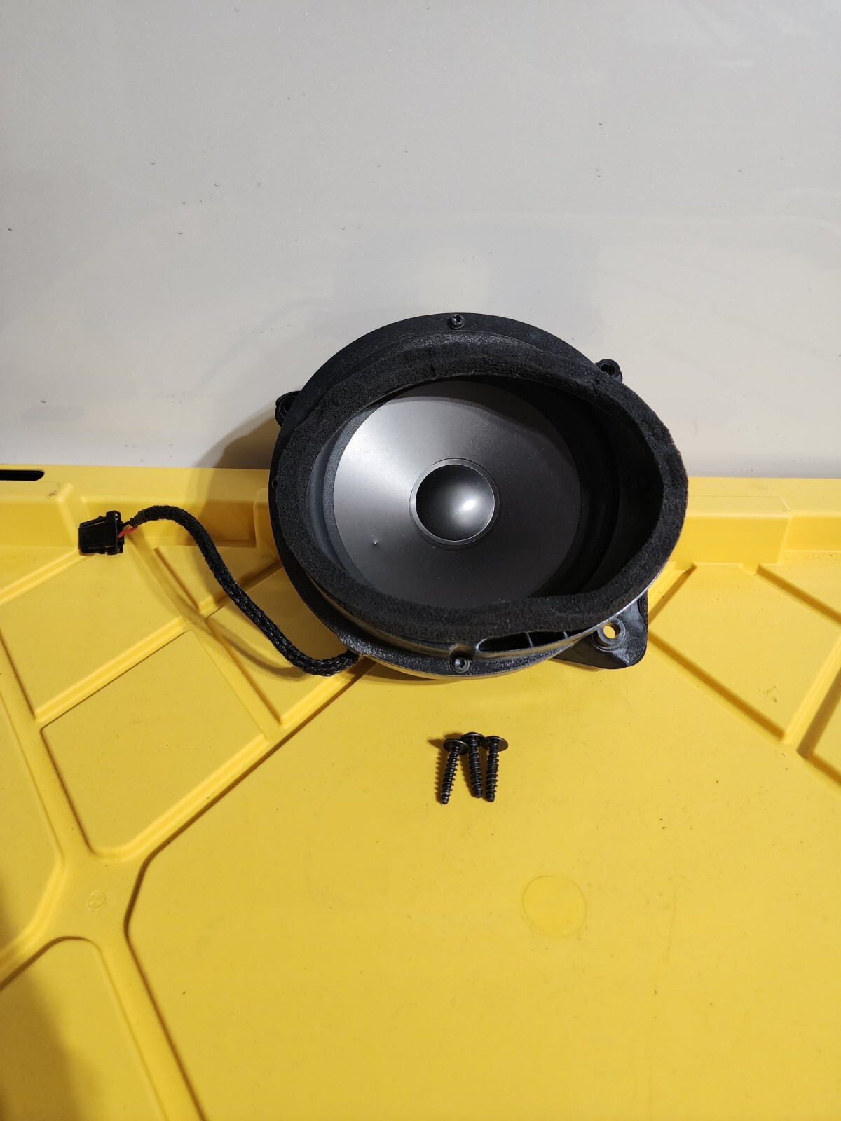 04-08 CHRYSLER CROSSFIRE FRONT LEFT DRIVER SIDE DOOR SPEAKER INFINITY ...