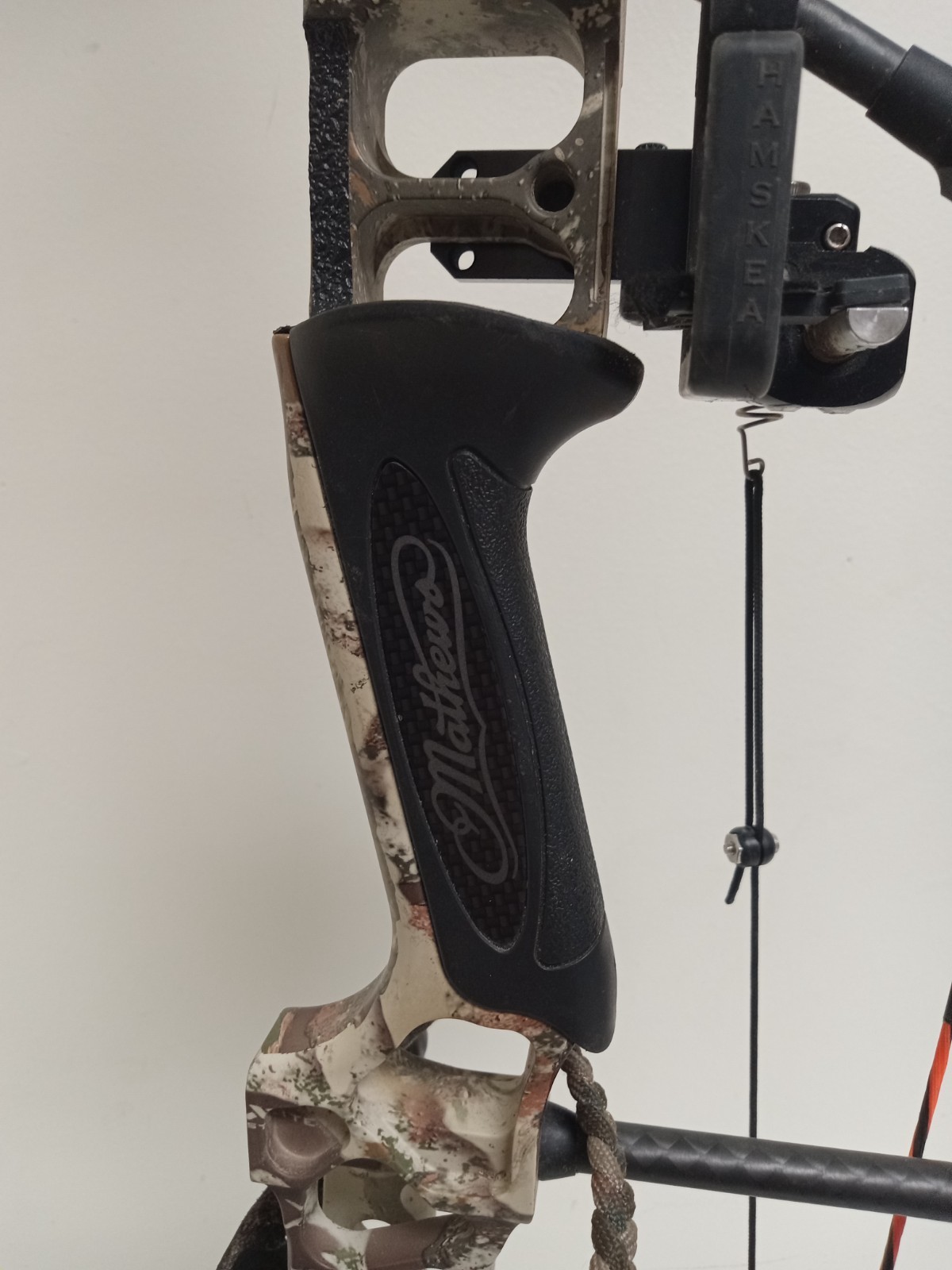 Mathews V3X 33 Archery Compound Bow Hunting RH 70# 31" First Lite ...